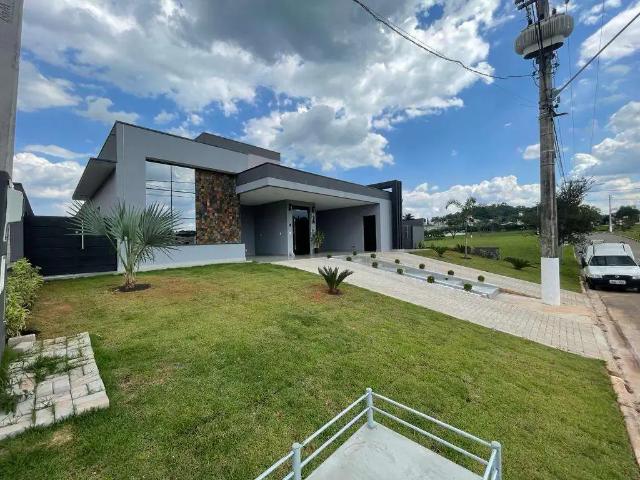 Casa / Sobrado em Condomínio para Venda em Itupeva/SP Residencial dos Lagos 4 Quartos
