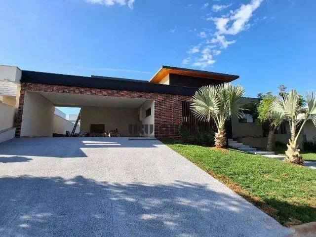 Casa / Sobrado em Condomínio para Venda em Itu/SP Campos de Santo Antônio 4 Quartos