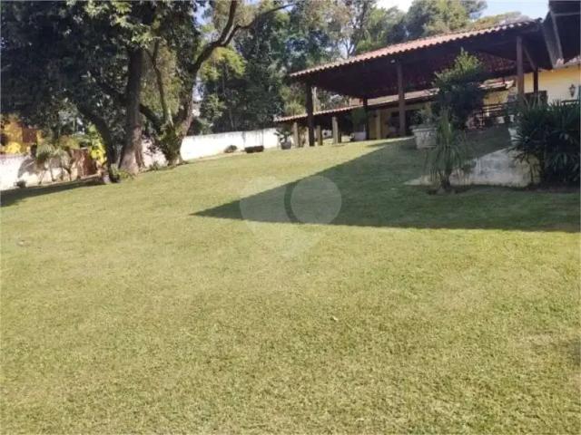Casa / Sobrado em Condomínio para Venda em Itu/SP Chácara Flórida 5 Quartos