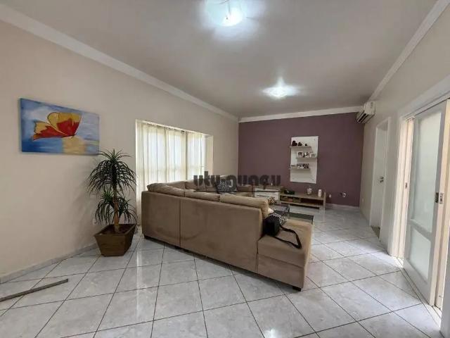 Casa / Sobrado em Condomínio para Venda em Itu/SP Chácaras Primavera 3 Quartos