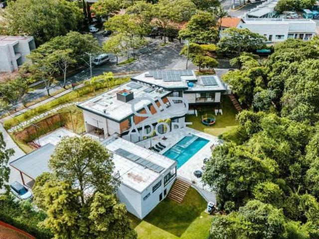 Casa / Sobrado em Condomínio para Venda em Itu/SP Condomínio Terras de São José 5 Quartos