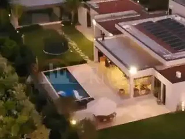 Casa / Sobrado em Condomínio para Venda em Itu/SP Jardim Alberto Gomes 5 Quartos