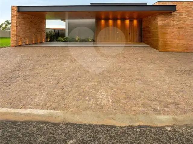 Casa / Sobrado em Condomínio para Venda em Itu/SP Loteamento Parque Chapada de Itu 4 Quartos