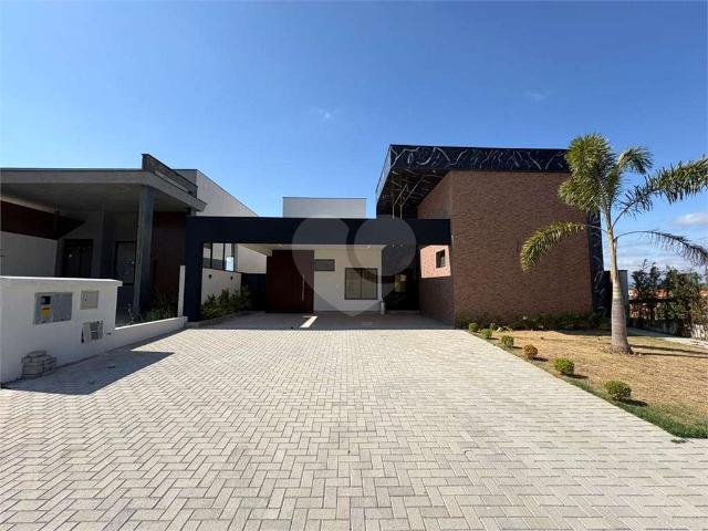 Casa / Sobrado em Condomínio para Venda em Itu/SP Vila Martins 4 Quartos