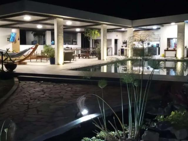 Casa / Sobrado em Condomínio para Venda em Ibirité/MG Quintas da Jangada 2ª Seção 5 Quartos
