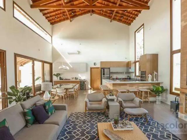 Casa / Sobrado em Condomínio para Venda em Ibiúna/SP Curral 5 Quartos