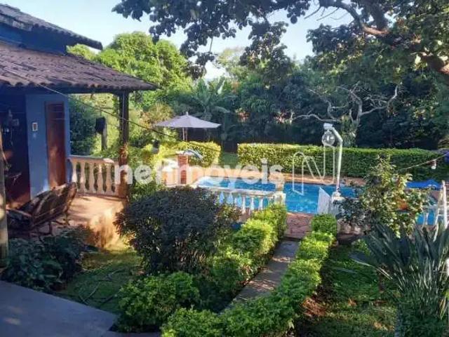 Casa / Sobrado em Condomínio para Venda em Igarapé/MG Vivendas Santa Mônica I 3 Quartos