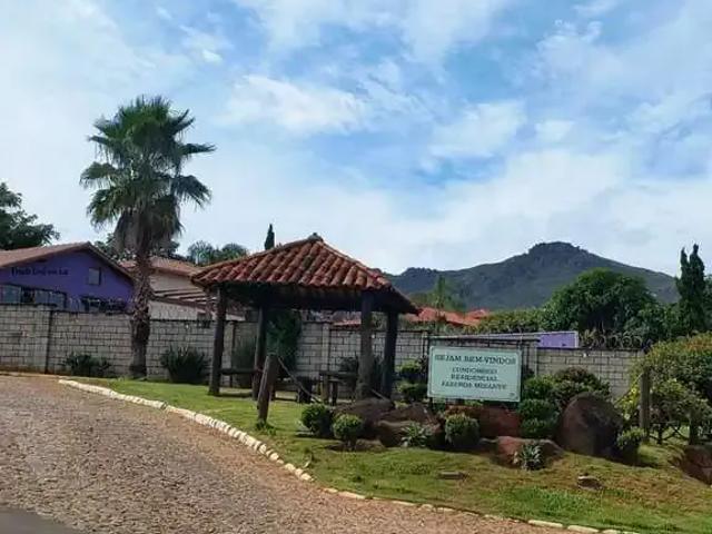Casa / Sobrado em Condomínio para Venda em Igarapé/MG Condomínio Fazenda Mirante 4 Quartos