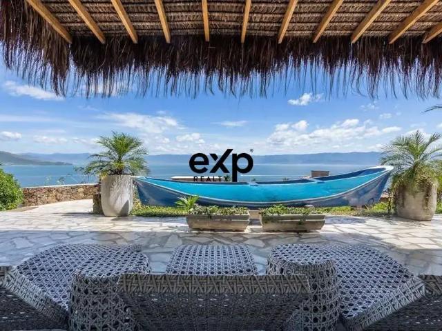 Casa / Sobrado em Condomínio para Venda em Ilhabela/SP Armação 4 Quartos