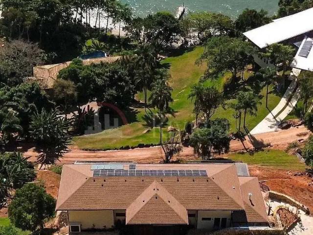 Casa / Sobrado em Condomínio para Venda em Ilhabela/SP Pacuíba 5 Quartos