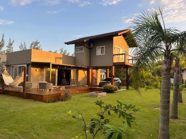 Casa / Sobrado em Condomínio para Venda em Imbituba/SC Ibiraquera 2 Quartos