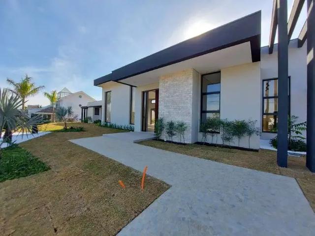 Casa / Sobrado em Condomínio para Venda em Indaiatuba/SP Vale das Laranjeiras 5 Quartos