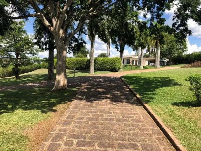 Casa / Sobrado em Condomínio para Venda em Indaiatuba/SP Vale das Laranjeiras 5 Quartos