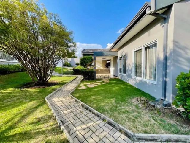Casa / Sobrado em Condomínio para Venda em Indaiatuba/SP Vale das Laranjeiras 7 Quartos