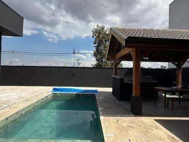 Casa / Sobrado em Condomínio para Venda em Indaiatuba/SP Vila Homero 4 Quartos