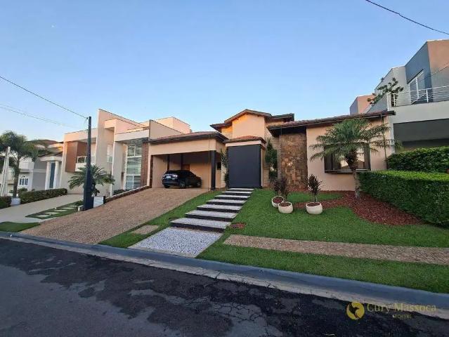 Casa / Sobrado em Condomínio para Venda em Indaiatuba/SP Vila Suíça 4 Quartos