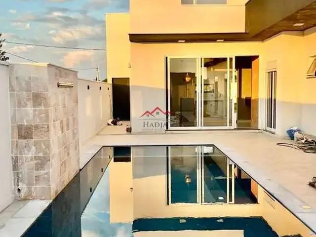 Casa / Sobrado em Condomínio para Venda em Indaiatuba/SP Caldeira 3 Quartos