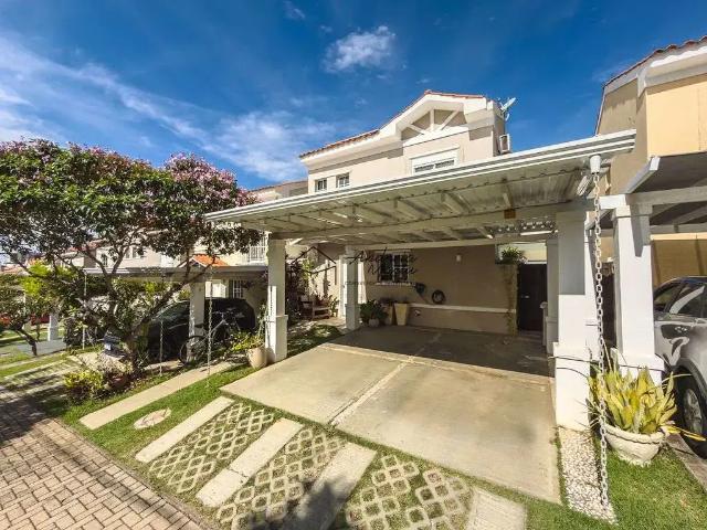 Casa / Sobrado em Condomínio para Venda em Indaiatuba/SP Casa Bella Bosque Residencial 3 Quartos