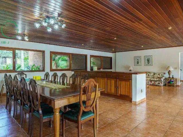Casa / Sobrado em Condomínio para Venda em Indaiatuba/SP Helvétia Country 5 Quartos