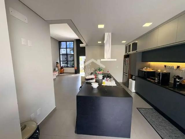 Casa / Sobrado em Condomínio para Venda em Indaiatuba/SP Jardim Regente 3 Quartos