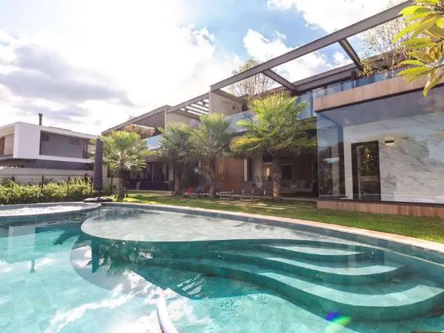 Casa / Sobrado em Condomínio para Venda em Indaiatuba/SP Jardim Vila Paradiso 6 Quartos