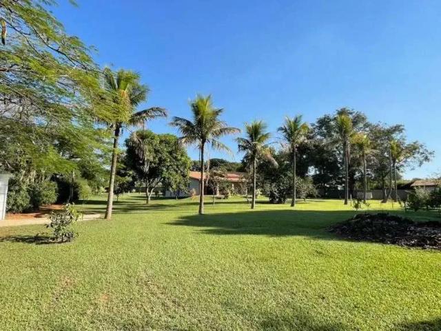 Casa / Sobrado em Condomínio para Venda em Indaiatuba/SP Parque da Grama 4 Quartos