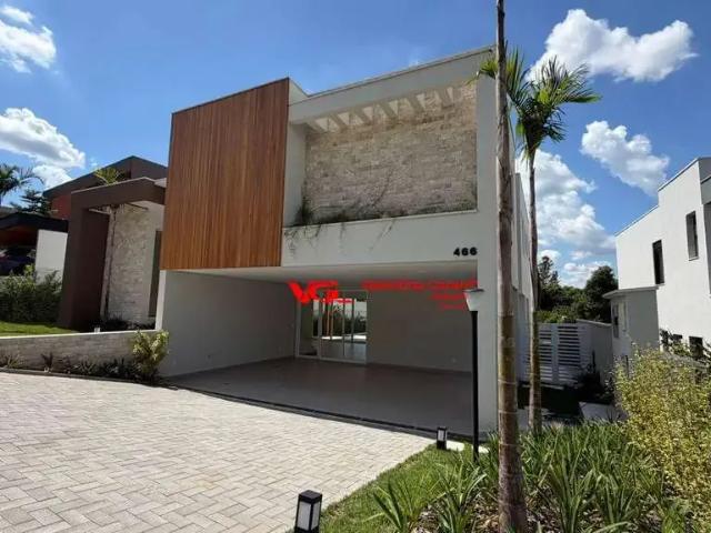 Casa / Sobrado em Condomínio para Venda em Indaiatuba/SP Parque Villa dos Pinheiros 4 Quartos