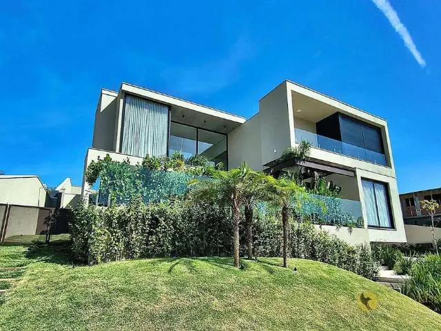 Casa / Sobrado em Condomínio para Venda em Indaiatuba/SP Parque Villa dos Pinheiros 4 Quartos