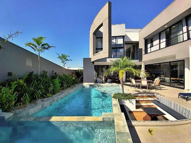 Casa / Sobrado em Condomínio para Venda em Indaiatuba/SP Parque Villa dos Pinheiros 4 Quartos