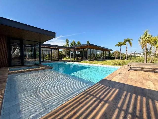 Casa / Sobrado em Condomínio para Venda em Indaiatuba/SP Reserva Petrus 6 Quartos