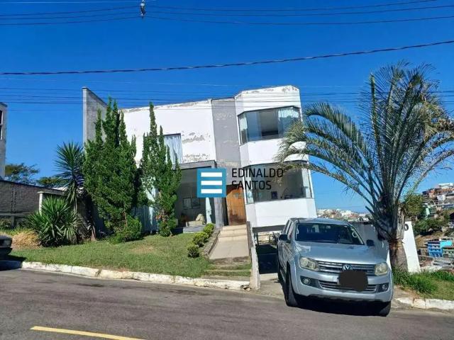 Casa / Sobrado em Condomínio para Venda em Juiz de Fora/MG Nova Gramado 5 Quartos