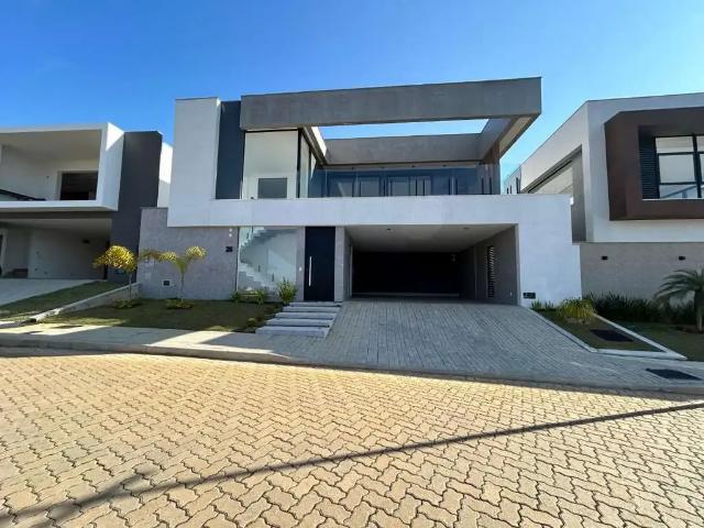 Casa / Sobrado em Condomínio para Venda em Juiz de Fora/MG Aeroporto 4 Quartos