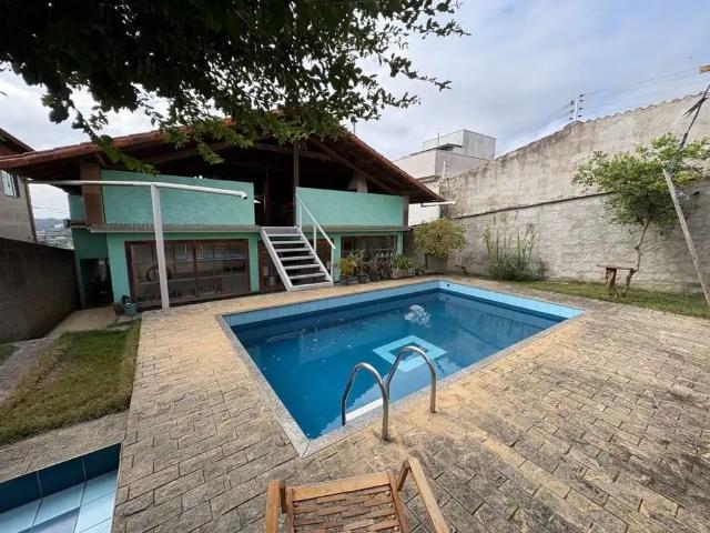 Casa / Sobrado em Condomínio para Venda em Juiz de Fora/MG Aeroporto 3 Quartos