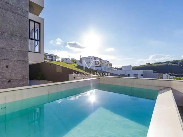 Casa / Sobrado em Condomínio para Venda em Juiz de Fora/MG Alphaville 3 Quartos