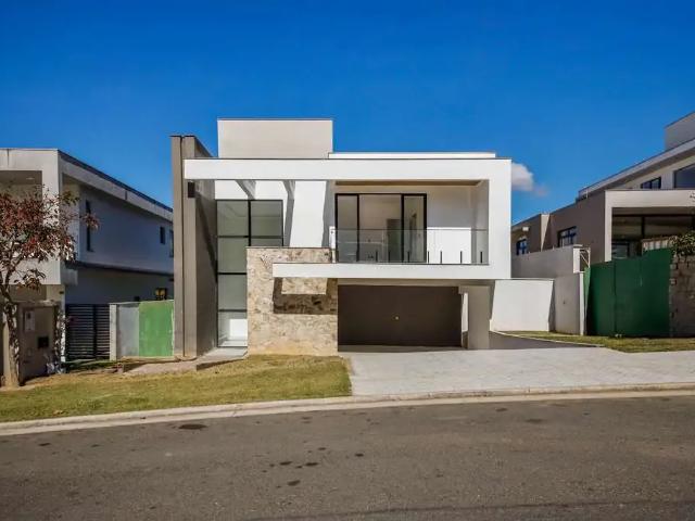 Casa / Sobrado em Condomínio para Venda em Juiz de Fora/MG Alphaville 4 Quartos