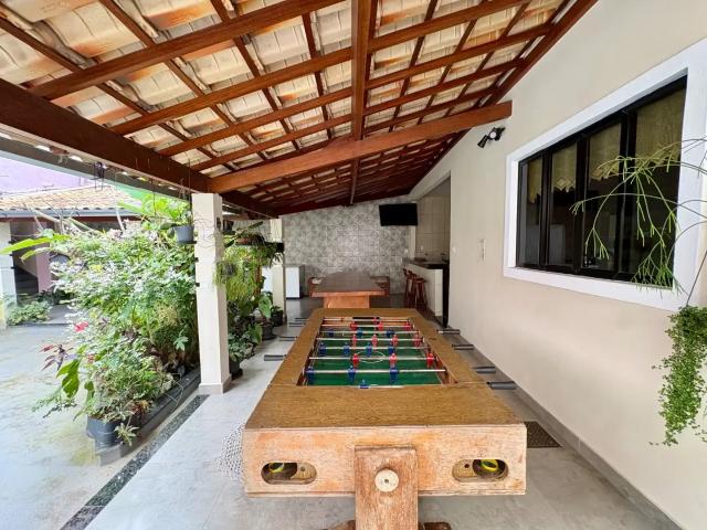 Casa / Sobrado em Condomínio para Venda em Juiz de Fora/MG Alto dos Pinheiros 4 Quartos