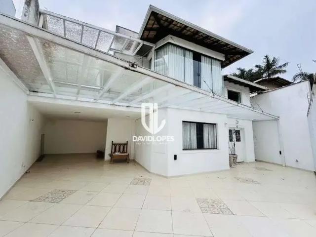 Casa / Sobrado em Condomínio para Venda em Juiz de Fora/MG Alto dos Pinheiros 3 Quartos