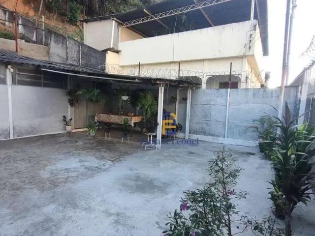 Casa / Sobrado em Condomínio para Venda em Juiz de Fora/MG Centro 4 Quartos