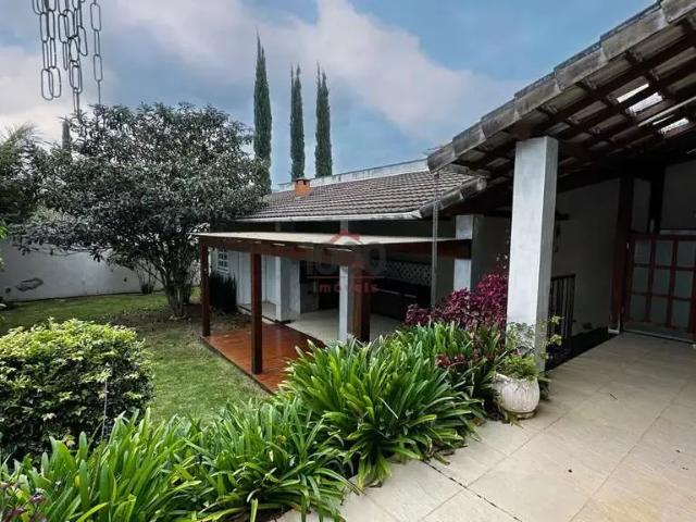 Casa / Sobrado em Condomínio para Venda em Juiz de Fora/MG Grama 4 Quartos