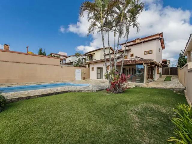 Casa / Sobrado em Condomínio para Venda em Juiz de Fora/MG Granville 4 Quartos