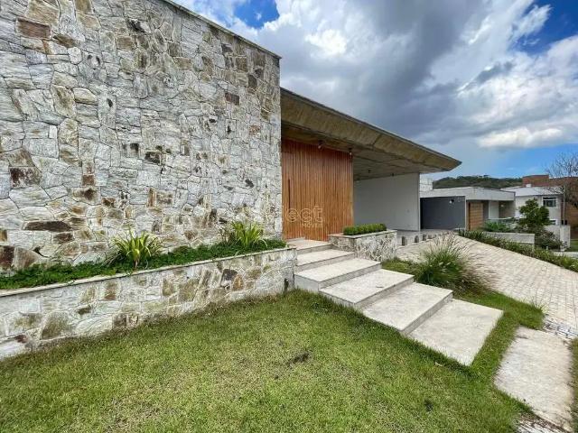 Casa / Sobrado em Condomínio para Venda em Juiz de Fora/MG Granville 4 Quartos
