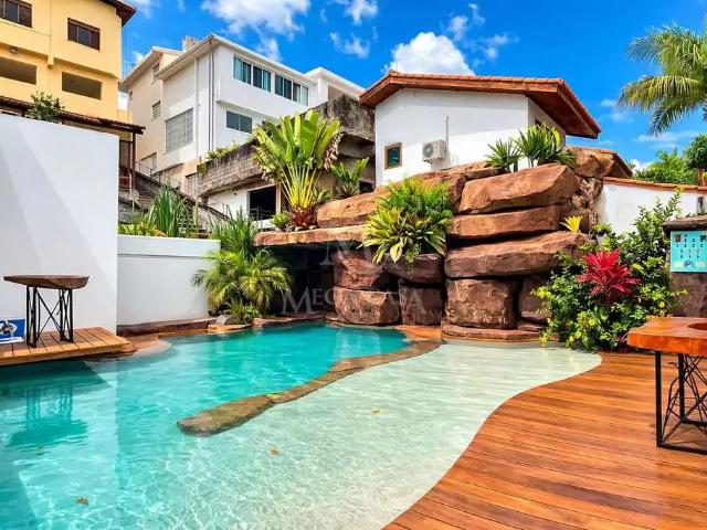 Casa / Sobrado em Condomínio para Venda em Juiz de Fora/MG Jardins Imperiais 4 Quartos