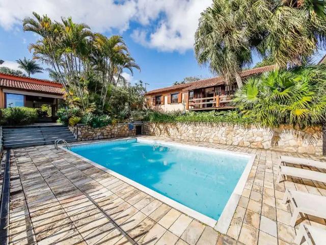 Casa / Sobrado em Condomínio para Venda em Juiz de Fora/MG Parque Guadalajara 3 Quartos