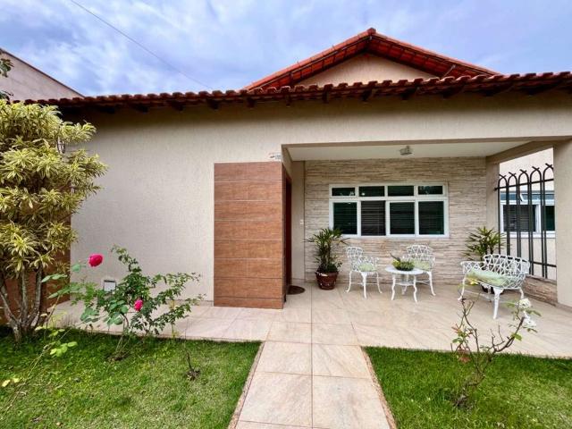Casa / Sobrado em Condomínio para Venda em Juiz de Fora/MG Parque Jardim da Serra 4 Quartos