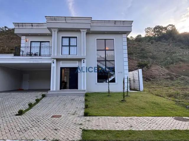Casa / Sobrado em Condomínio para Venda em Juiz de Fora/MG São Pedro 4 Quartos
