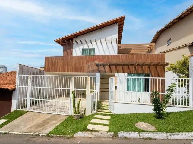 Casa / Sobrado em Condomínio para Venda em Juiz de Fora/MG São Pedro 4 Quartos