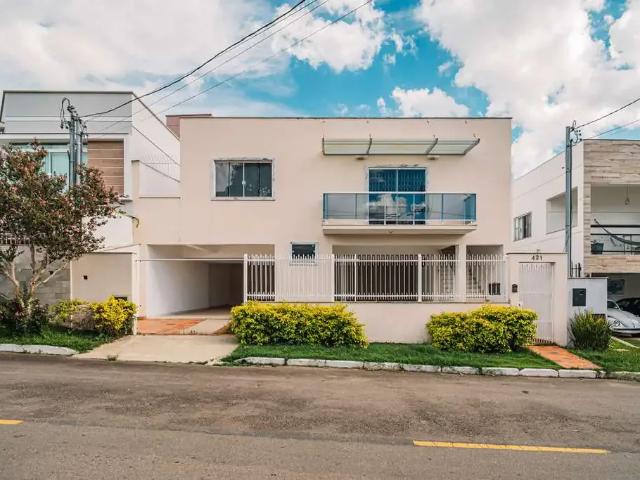 Casa / Sobrado em Condomínio para Venda em Juiz de Fora/MG São Pedro 4 Quartos