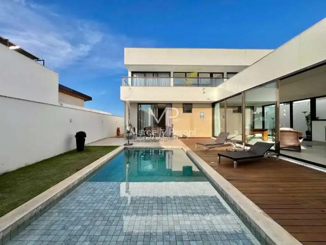 Casa / Sobrado em Condomínio para Venda em Juiz de Fora/MG Alphaville 4 Quartos