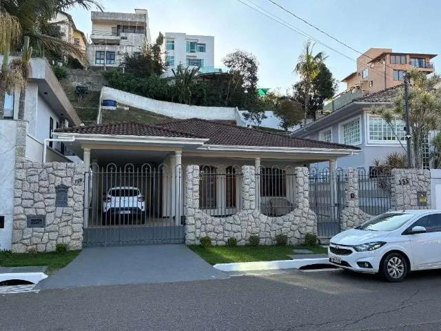 Casa / Sobrado em Condomínio para Venda em Juiz de Fora/MG São Pedro 3 Quartos