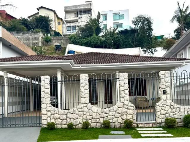 Casa / Sobrado em Condomínio para Venda em Juiz de Fora/MG São Pedro 3 Quartos